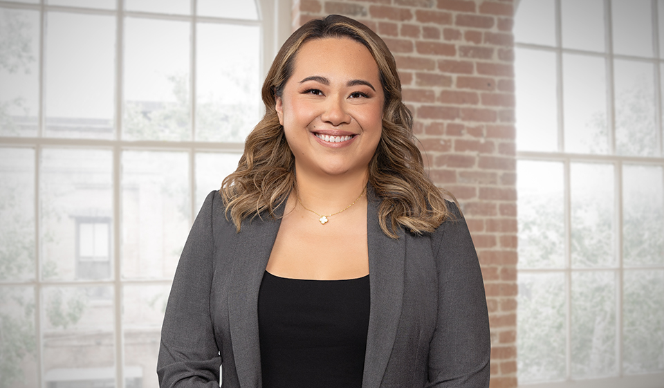 Biography | Karina Shareen